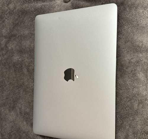 Apple macbook air 13 2020 i3