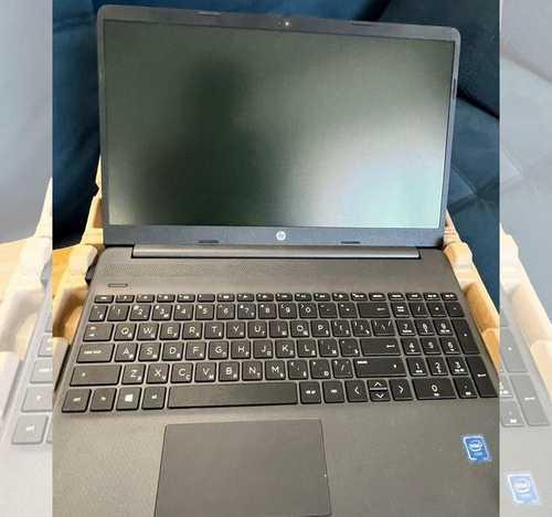 Ноутбук HP 15.6 Laptop 15s-fq0055ur (HD)