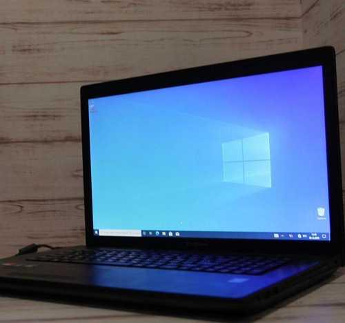 Ноутбук Lenovo G700 17"