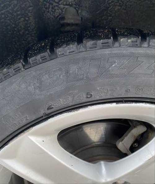 Bridgestone Blizzak VRX 235/45 R17 94S, 1 шт