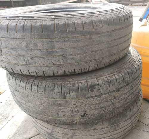Hankook Dynapro HP2 RA33 235/75 R16 108H