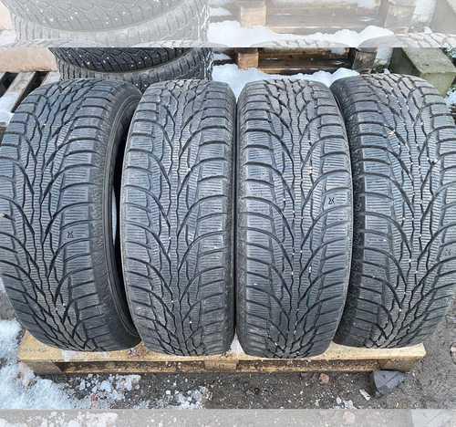 Kumho WinterCraft SUV Ice WS51 215/65 R16