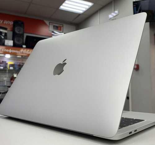 Apple MacBook Pro 13 2020 M1 / 16Gb / 512Gb