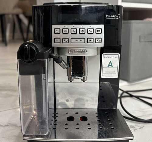 Кофемашина Delonghi Magnifica S