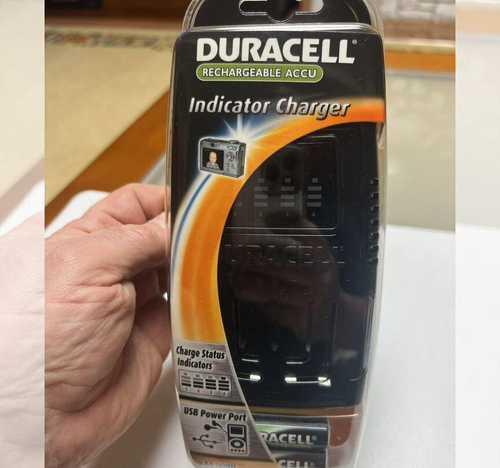 Зарядное устройство Duracell с аккумуляторами