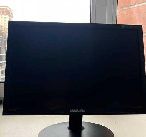 Монитор Samsung ex1920W