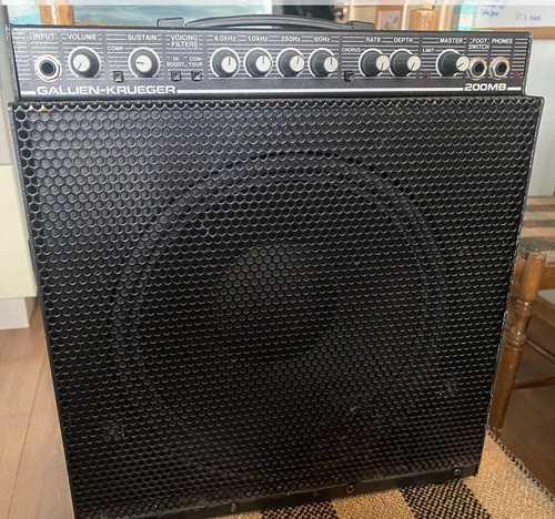 Басовый комбоусилитель gallien krueger 200mb