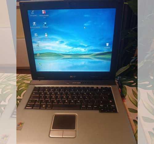 Продам acer TravelMate 2350