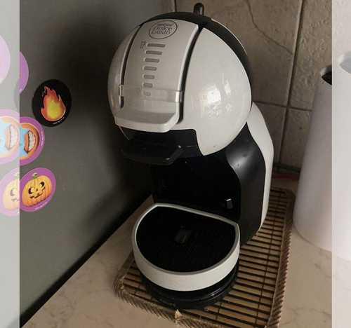 Капсульная кофемашина dolce gusto