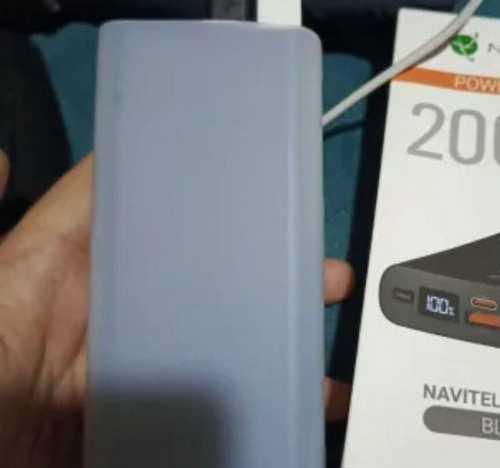 Внешний аккумулятор (Power Bank) navitel PWR20