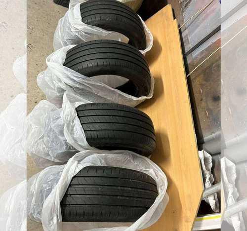 Goodyear EfficientGrip 2 SUV 235/55 R19 105V