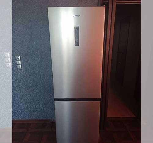 Холодильник Gorenje nrkp61EA2XL4