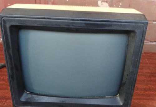 Старый телевизор СССР с блоком питания