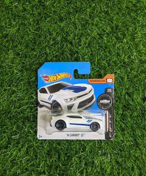 Hot Wheels 16 Camaro SS