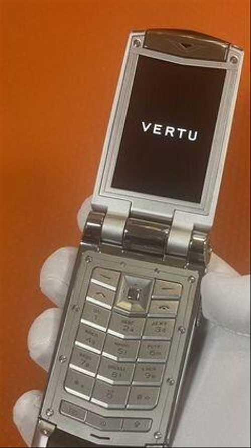 Телефон Vertu Ayxta Steel