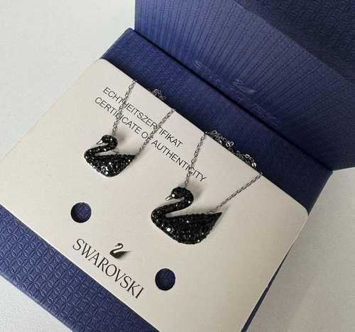 Кулон полвеска колье Swarovski Iconic swan черный