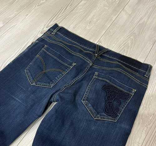 Джинсы versace