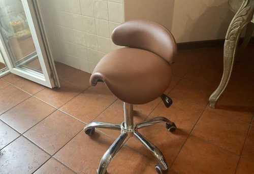 Кресло-стул для компьътера