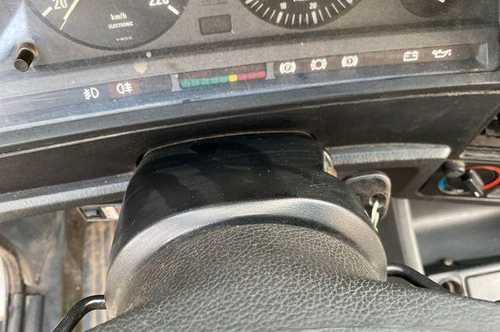Подрулевой кожух BMW 3 series E30