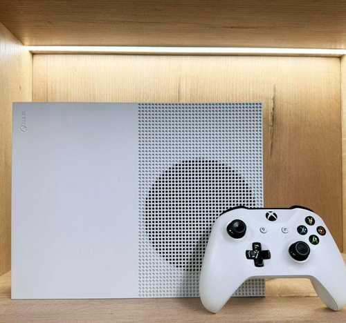 Xbox One S 1Tb