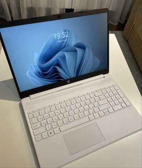 Ноутбук HP 15s-eq1273ur
