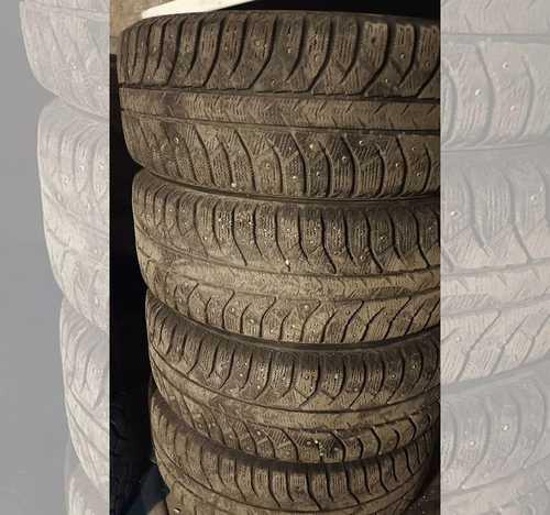 Шипы Bridgestone 205\60 R16   Диски (отбалансирова
