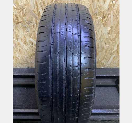 Nokian Tyres Hakka C2 215/70 R15C R