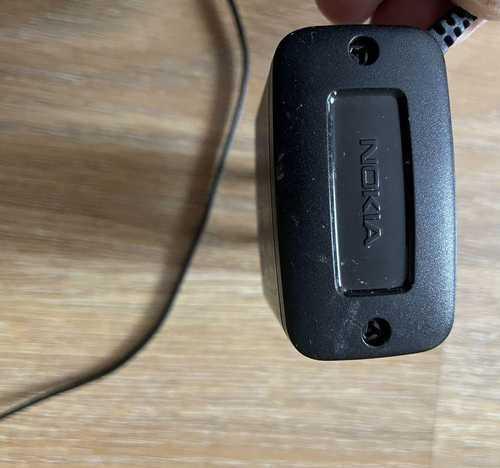 Блок питания для телефонов nokia (тонкий)