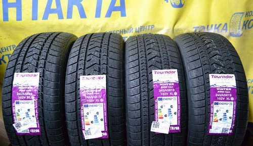 Tourador Winter Pro TSU1 245/45 R19