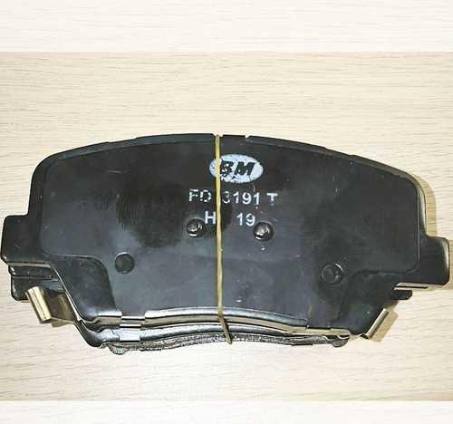 Тормозные колодки передние FD8191T Hyundai i30