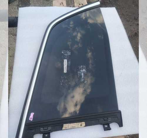 Стекло Заднее собачник мерседес W 166 GLS GL A1666