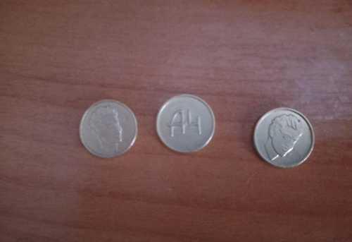 Продаю монетки из магнита а4