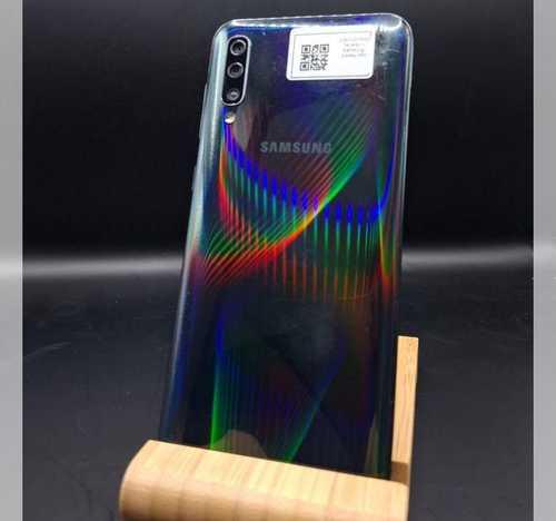 Samsung Galaxy A50, 4/64 ГБ