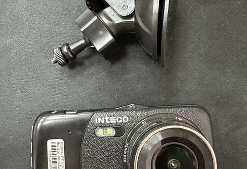 Видеорегистратор с двумя камерами