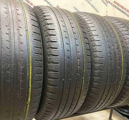 Goodyear EfficientGrip SUV 4x4 235/65 R17 100M