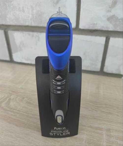 Gillette Styler 4 в 1