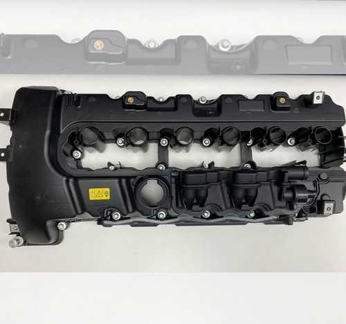 Клапанная крышка BMW 11127565284 1-Series N54B30