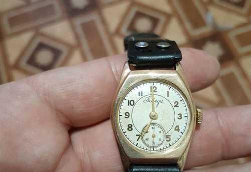 Золотые мужские часы Победа СССР 583 проба