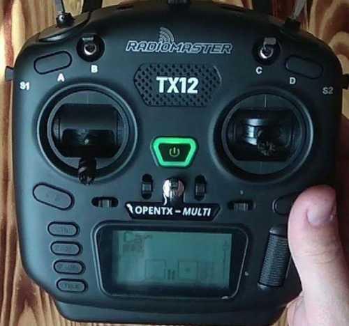 Радио аппаратура FPV дрона Radiomaster TX12