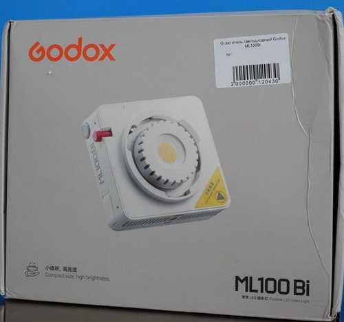 Осветитель светодиодный Godox ML100Bi Новый