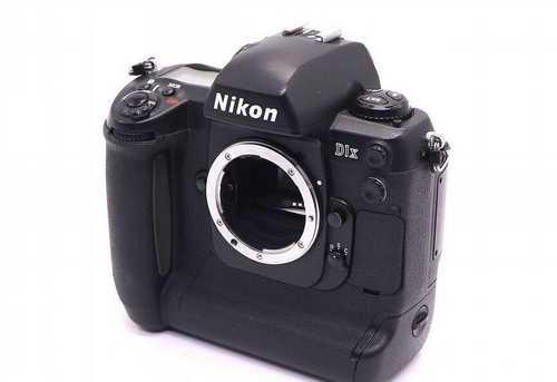 Nikon D1X body (Japan, 2001)