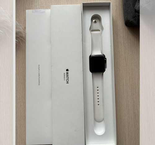 Часы apple watch 3 42mm