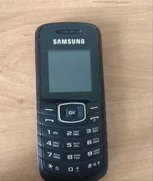 Телефон Samsung GT-E1080i
