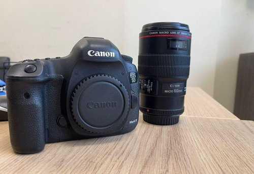 Canon EOS 5D Mark III с объективом