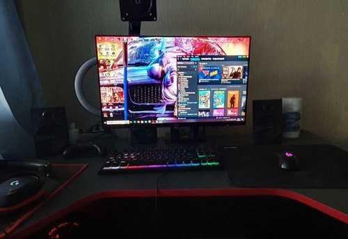 Игровой компьютер с монитором, игровое кресло,стол