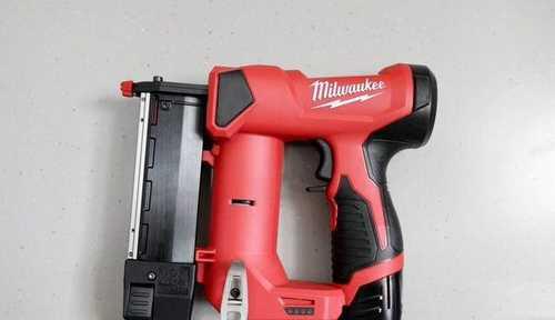 Milwaukee M12 2540