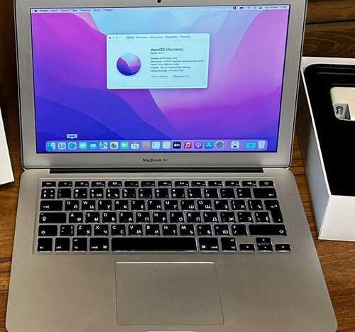 MacBook Air 13" 2019 с коробкой и зарядкой