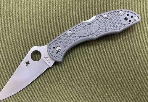 Складной нож Delica 4 Серый