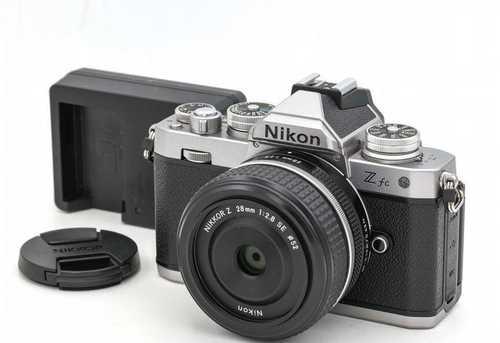 Nikon Z fc + 28mm f/2.8 SE - с.н. 6006585/30002257