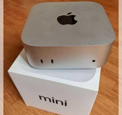 Apple mac mini M4 32GB 2TB